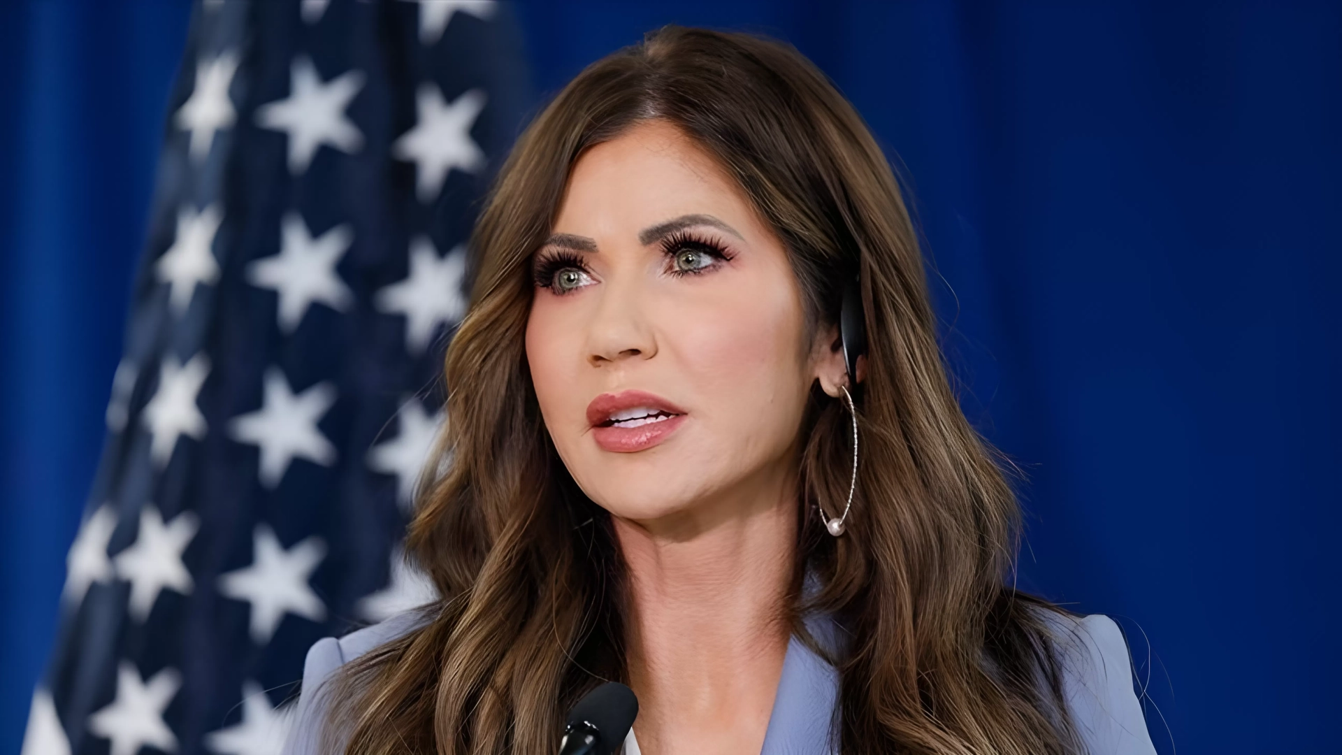 Democraten eisen afzetting genocide-barbie Noem wegens machtsmisbruik ...