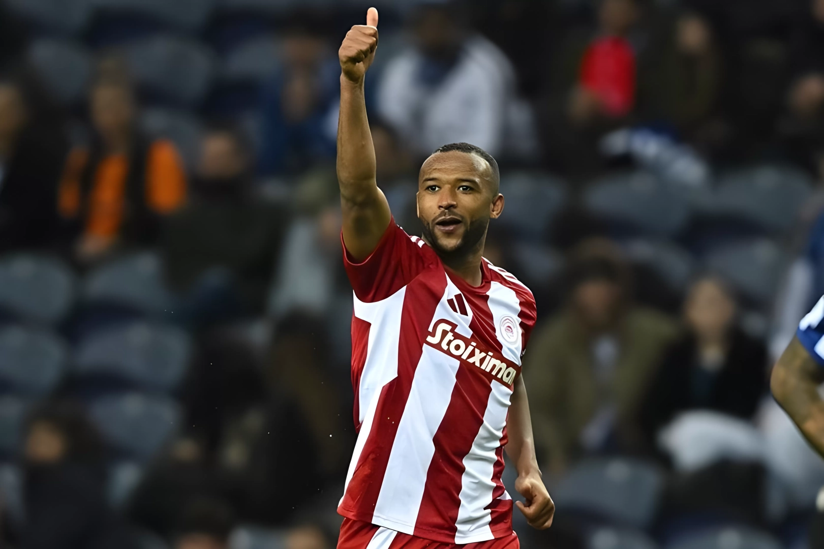 El Kaabi verlengt bij Olympiakos na sterk seizoen in Griekenland ...