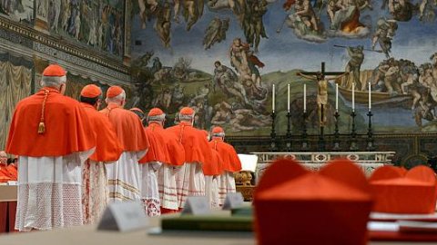 Witte rook: nieuwe paus gekozen | Marokko Nieuws