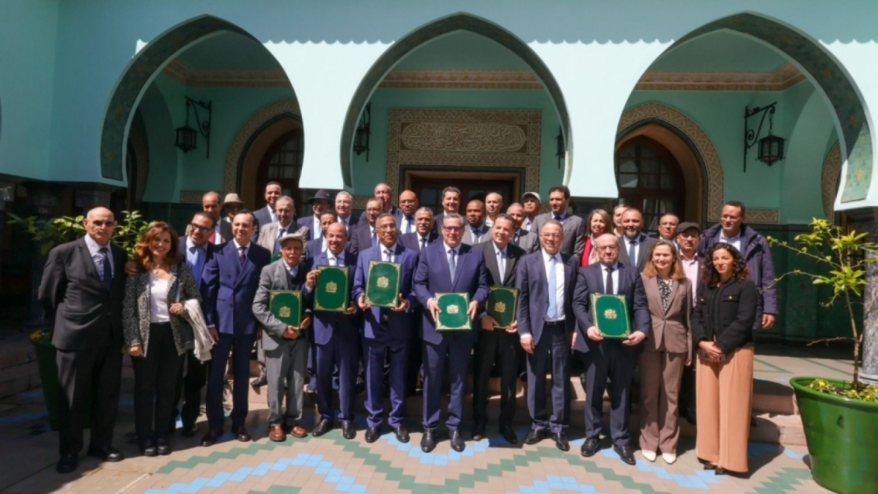 Marokko geeft toe aan eisen van vakbonden en verhoogt salarissen en ...