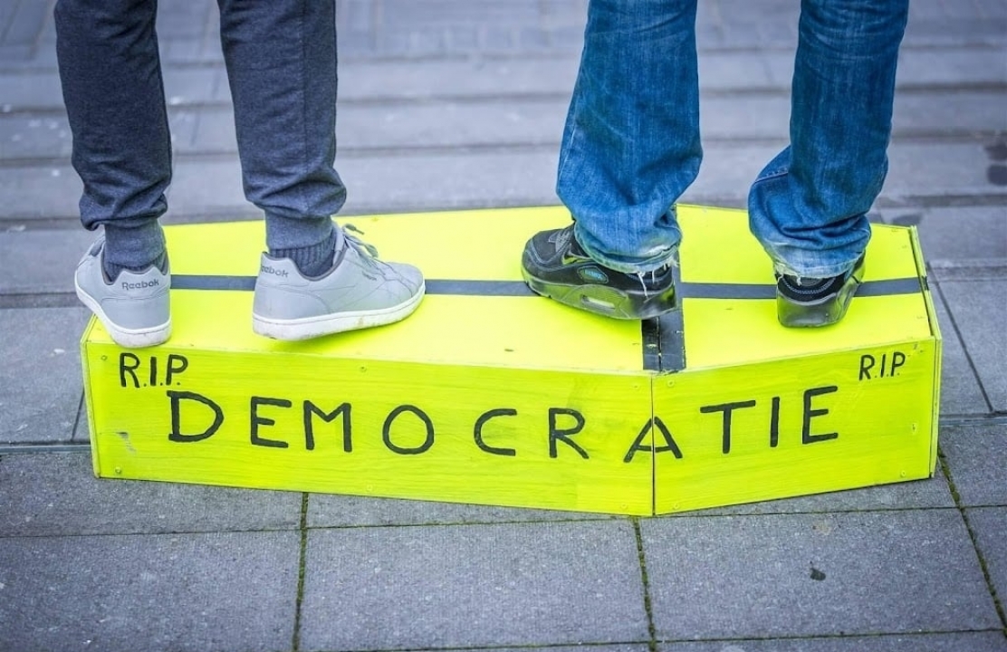 Amnesty: demonstratierecht in Europa systematisch ondermijnd | Marokko ...