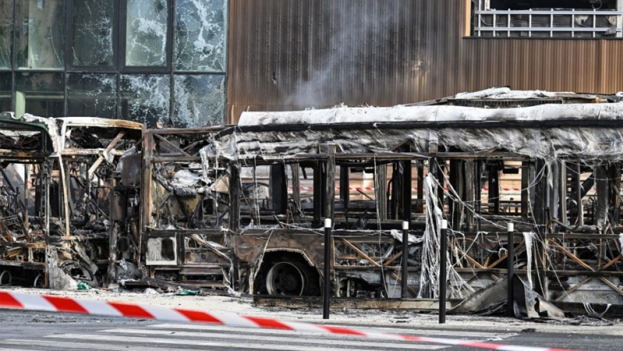 Kosten Franse rellen tot nu toe 280 miljoen euro | Marokko Nieuws