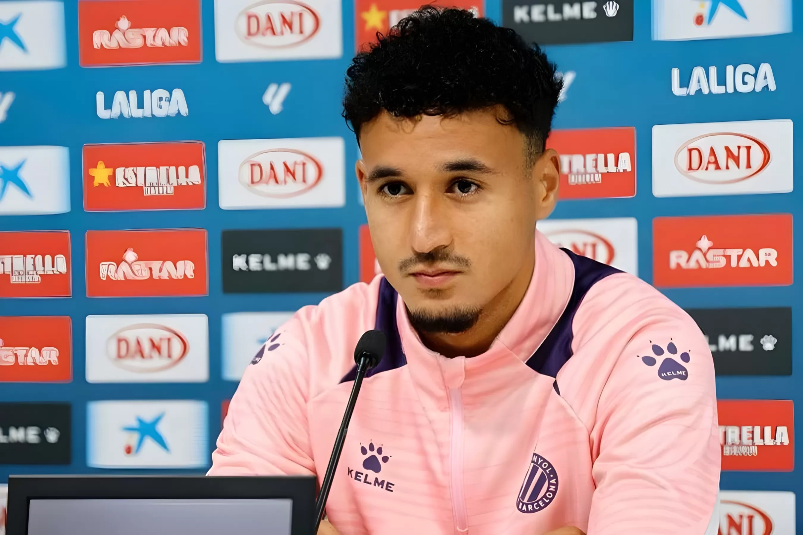 Voetballer Hilali hekelt gedrag probleemmigranten in Spanje: 'Wie niet ...