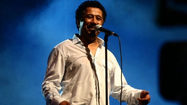 Cheb Khaled: 'Koning Mohammed VI beste ter wereld' (video) | Yasmina